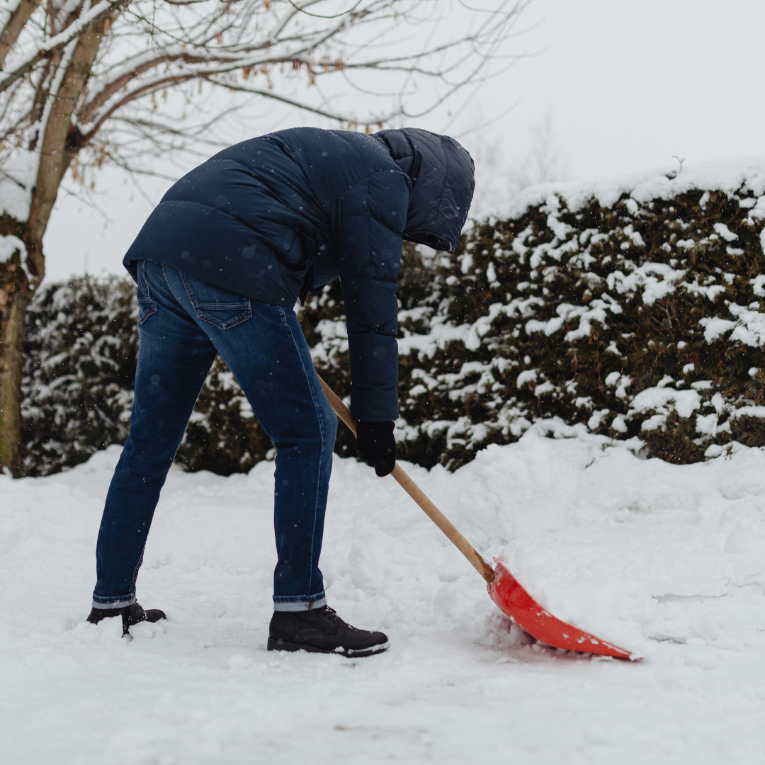 Snow Shoveling Injuries: Tips to Stay Safe This Maine Winter